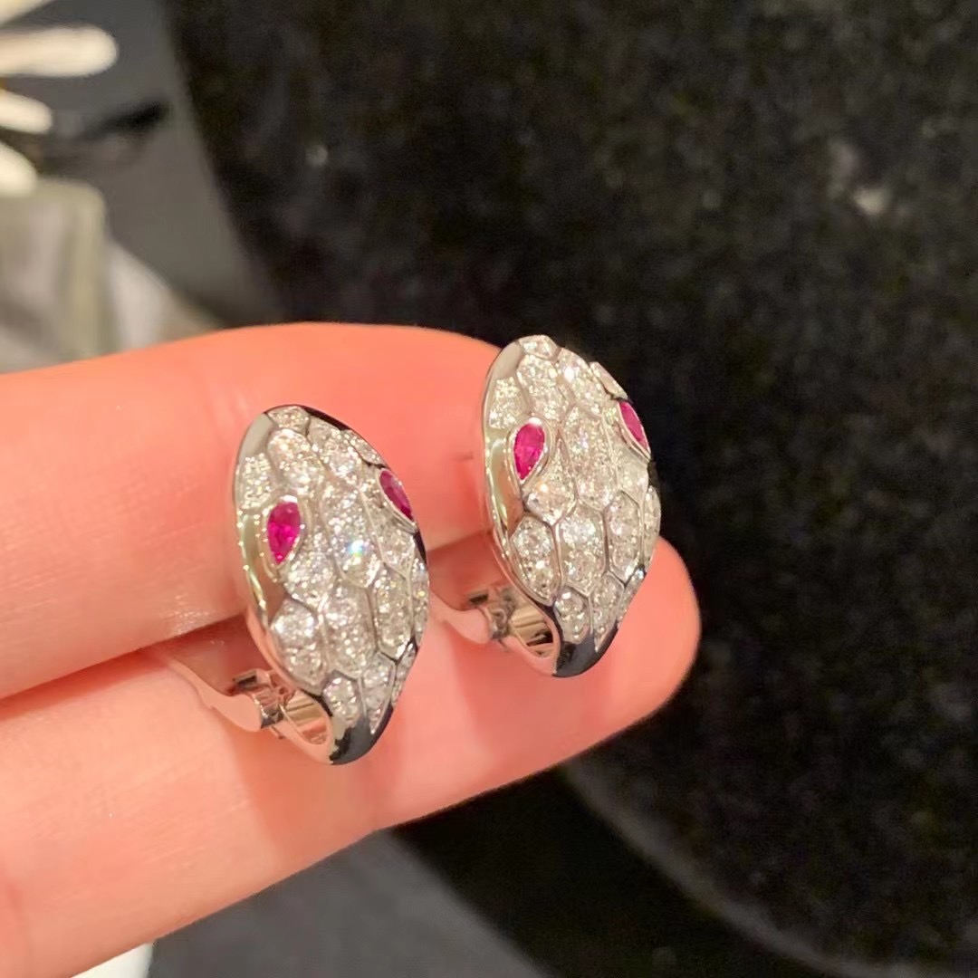 SERPENTI EARRINGS - Diamond craftsman